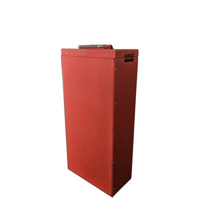 Китай Long Lasting Red Forklift Lithium Battery With 60Ah Capacity And 330*305*120mm Size продается