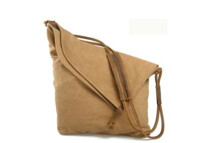 China Classical Khaki Waxed Canvas Bag Folded Vintage Canvas Crossbody Bag en venta