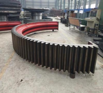 China Peças do equipamento de mineração com a engrenagem ZG45 das circunferências do moinho e os pinhões à venda