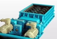 China Double Teeth Roller Stone Crusher Machine Screening Typed for sale
