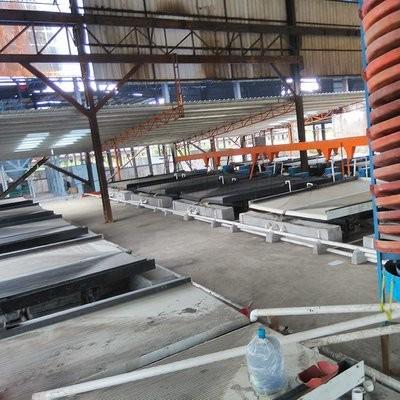 China 1.1kw Gold Mining Shaker Table machine Mineral Separator Energy Efficient for sale