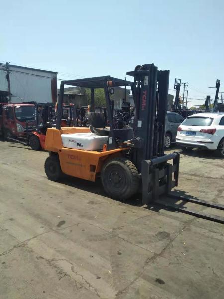 Quality Second Hand TCMFD50 Forklifts Used 5 Ton LPG Forklift for Machinery Repair Shops for sale