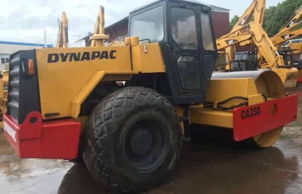 Quality DEUTZ Engine Used Dynapac CA30 CA25 Road Roller at Affordable with 30KN Exciting for sale