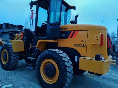 Cina 10600 10800 kg caricatore frontale usato LiuGong 835 caricatori a motore per attrezzature da costruzione in vendita