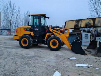 Cina 10600 10800 kg caricatore frontale usato LiuGong 835 caricatori a motore per attrezzature da costruzione in vendita