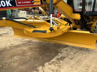 Cina CAT 140K Grader 1200 ore di lavoro CAT 140H 140G di seconda mano con motore Cummins in vendita