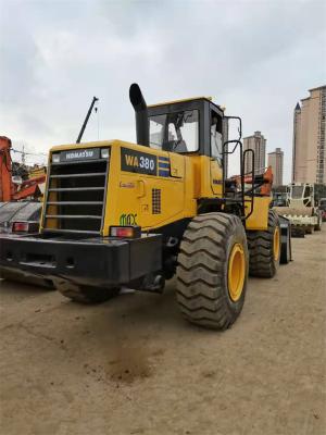 中国 コマツー WA380-3 中古貨物機 コマツー SA6D114 エンジン 低労働時間 販売のため