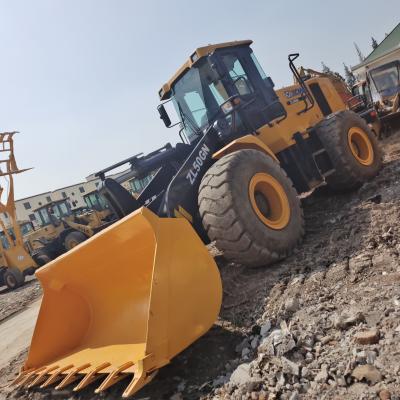 Cina 800 ore di lavoro Caricatore di seconda mano LIUGONG ZL50CN di 5 tonnellate in vendita