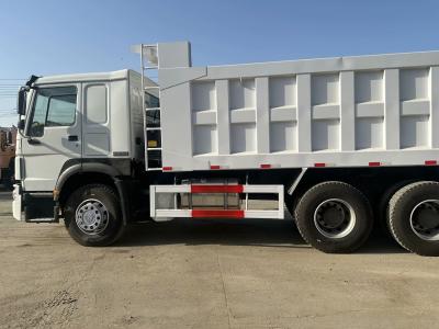 Cina Howo Used Dumper Truck Tipper 6x4 20-25T Peso lordo del veicolo 6.8m*2.5m*3.6m in vendita