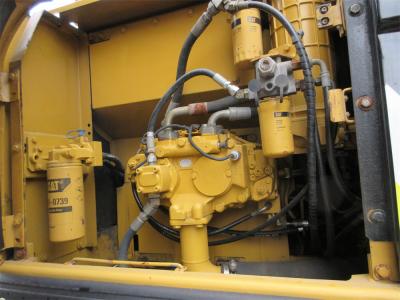Cina Escavatore usato Caterpillar 320D Escavatore 20 tonnellate Escavatore idraulico in buone condizioni in vendita