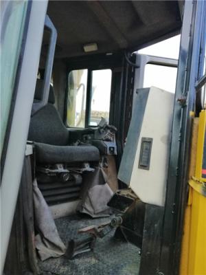 中国 オリジナル CAT D6R 中古ドーザー C9 エンジン 販売のため