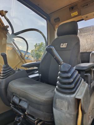 Cina Escavatore Caterpillar usato Cat320d 320D Escavatore idraulico a trascinatore 1.2CBM Capacità del secchio in vendita