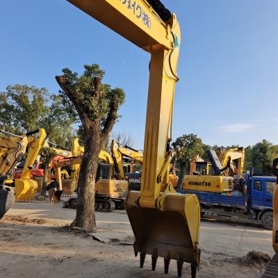 Cina Escavatore Komatsu usato PC200-8 Escavatore idraulico a trascinatore con capacità di secchio 1.2CBM in vendita
