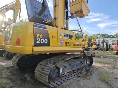 Cina 800 ore di lavoro Escavatore idraulico crawler usato pc200-8 con valvola idraulica originale in vendita