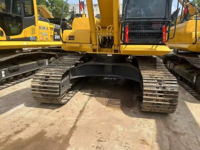 Cina Buone condizioni Usato Komatsu PC200-8 escavatore con 20TONS di peso operativo dal Giappone in vendita