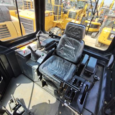 Cina Shantui SD32 Dozer 320HP Crawler Bulldozer con pezzi di ricambio e ripper senza usura per un anno in vendita
