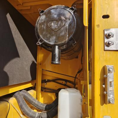 China Gebruikte Komatsu PC220-8 graafmachine met een emmercapaciteit van 1,2cbm en een SAA6D107E-1-motor Te koop