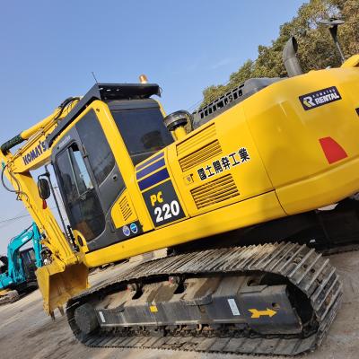 China Gebruikte Komatsu PC220-8 graafmachine met een emmercapaciteit van 1,2cbm en een SAA6D107E-1-motor Te koop