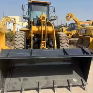 China Gebruikte Liugong 835 motorladers met 800 werkuren 10600 10800 kg machinegewicht Te koop