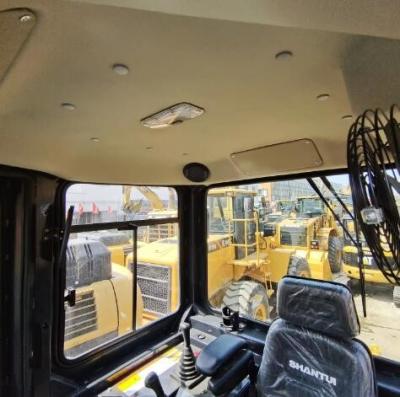China Shantui SD32 Semi U Dozer 320HP Crawler Bulldozer com Ripper e QSNT-C345S30 Motor à venda