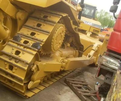 China Pequenas escavadeiras D6G D7G D7H D7R escavadeiras de rastreamento usadas com válvula hidráulica original à venda