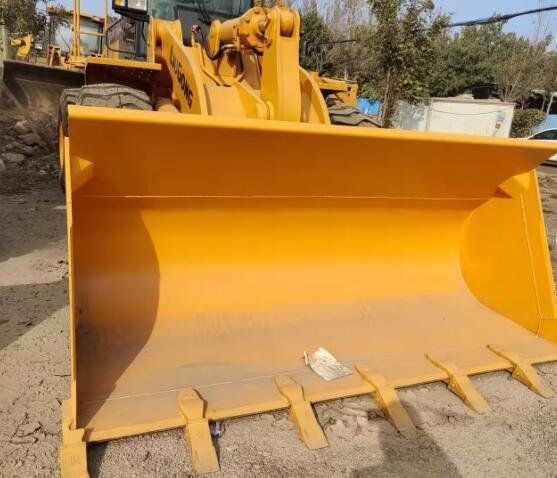 Quality LIUGONG 856 Front Wheel Loader / Construction Equipment With ORIGINAL Hydraulic for sale