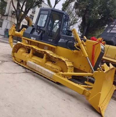 Cina 26000 KG Peso della macchina Usato Shantui SD16 SD22 SD32 Bulldozer da strisciatore con e Made in vendita