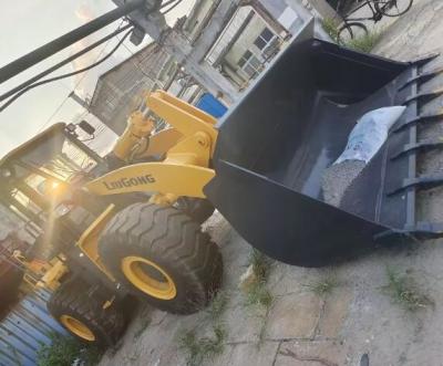 China 17 ton gebruikte LiuGongZL50CN wiellader met originele hydraulische pomp Te koop