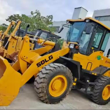 China Gebruikte SDLG LG936 ton kleine wiellader met Weichai-motor Te koop
