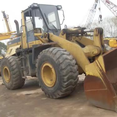 China Hoge efficiëntie 20 ton nominale belasting Komatsu WA470 voorwiellader Te koop