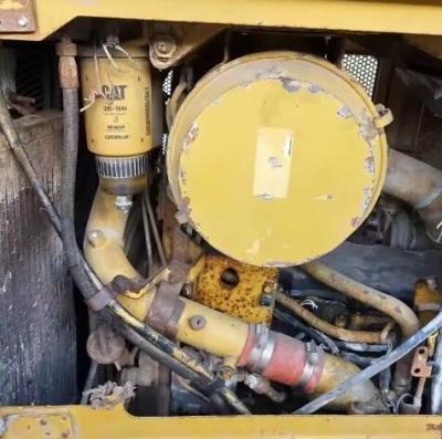 China Dozer de rastreamento original CAT D6D D6G-2 D6H D6R D5H D7G com raspador em boas condições à venda