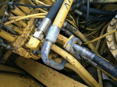 Cina Pompine idrauliche originali utilizzate per scavatori CAT 330C per applicazioni pesanti nel 2018 in vendita