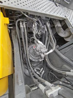Cina Buone condizioni Originale Volvo EC240D 24T Escavatore a trascinatore con motore CE EPA Euro 4 in vendita