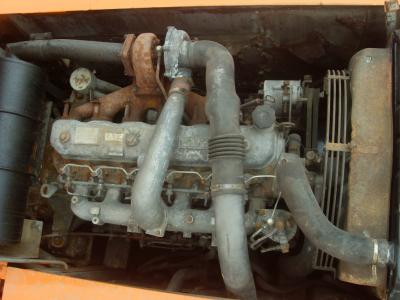 Cina 2015 Hitachi ZX200 EX200-3 EX200-5 Escavatore a ruota di striscia utilizzato con 4000 ore di lavoro in vendita