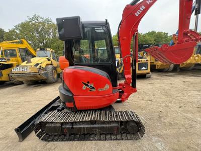 Cina 3.5 tonnellate KUBOTA U-35 mini escavatore idraulico usato con motore D1703-E4 e capacità di 0.2 secchi in vendita