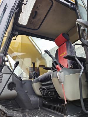 Cina Longer Crawler 24 Ton Komatsu PC240 PC240LC Escavatore con motore SAA6D107E-1 in vendita