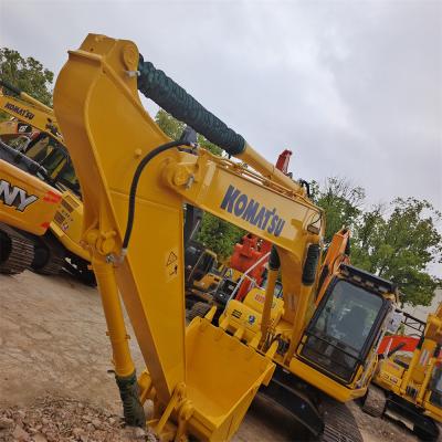 Cina Escavatore giapponese usato da 20 tonnellate PC200 PC220 a Shanghai con altezza massima di scavo 11000 in vendita