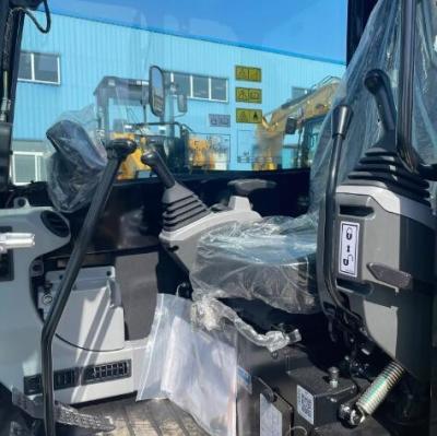 Cina Shanghai vendita usata CAT 305.5 escavatore 5 tonnellate con 680 ore di lavoro e 5500 kg di peso in vendita