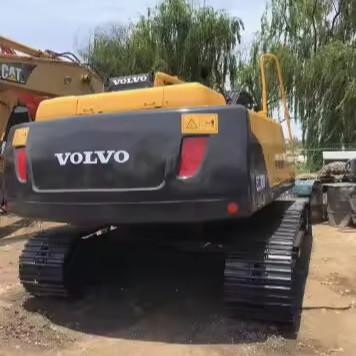 Cina Escavatore Volvo EC210 con cilindro idraulico originale e motore Cummins B5.9-C in vendita