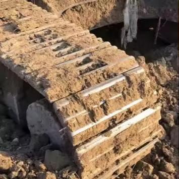 Cina Escavatore VOLVO EC200D in ottime condizioni con motore D5E e 1200 ore di lavoro in vendita