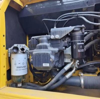 Cina Utilizzato Komatsu PC220-8 escavatore originale Giappone Valvola idraulica ORIGINALE Buone condizioni in vendita
