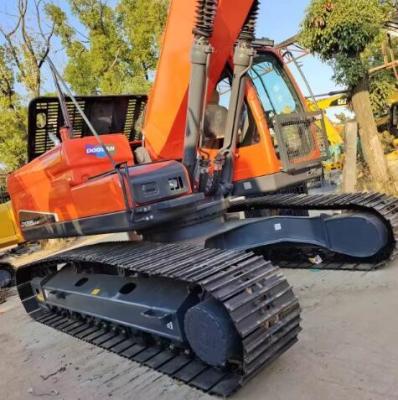 China Excavadora do Doosan DX225 com 2800 horas de trabalho e capacidade de balde de 1,1m3 à venda
