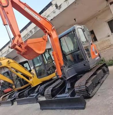 China Excavadora usada Doosan DX60-9c DX60-7 DX75 DX80 DX55 com bomba hidráulica original à venda
