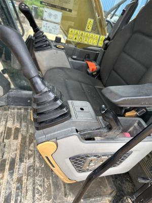 中国 オリジナルキャタピラー 320GC キャビン 猫 320D2GC 掘削機 中古 販売のため