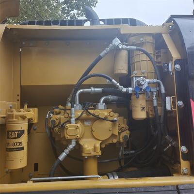 中国 最大掘削半径2750のカタピラー320D掘削機は,素晴らしい状態で使用されています. 販売のため