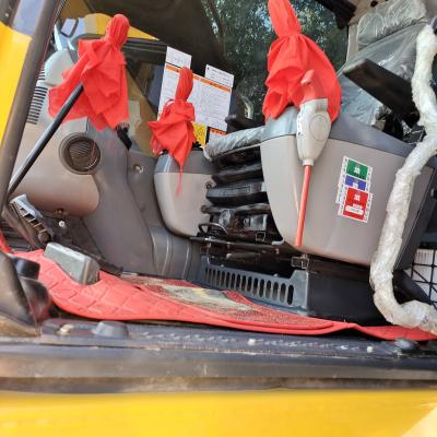 Cina Giappone Escavatore usato PC200-8 da 20 tonnellate con altezza massima di scavo di 9840 mm in vendita