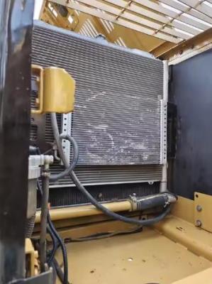 Cina Escavatori usati Cat 320C con valvola idraulica ORIGINALE e capacità di 0.9 secchi in Giappone in vendita