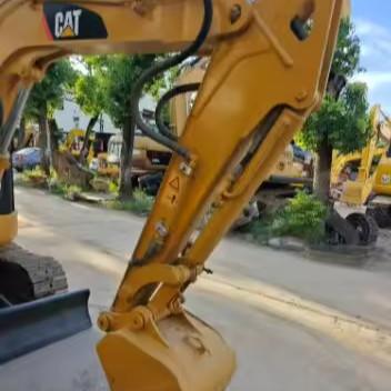 China 3600 kg Peso operacional Mini escavadeira Cat 303cr usada com cilindro hidráulico original à venda