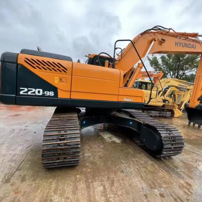 China HYUNDAI R220W-9S in Shanghai met originele hydraulische cilinder Te koop