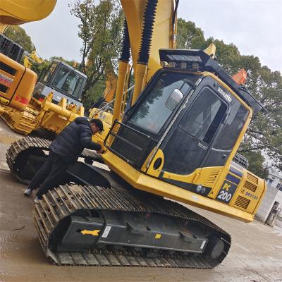 China Gebruikte Komatsu PC200-8 graafmachines Originele Japan uit Japan met 20000 KG machinegewicht Te koop